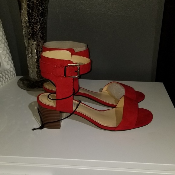 Liz Claiborne | Shoes | Nwt Liz Claiborne Sandals | Poshmark